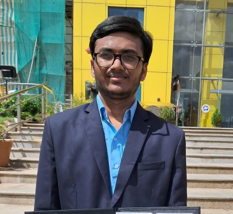 Hari Krishna · Full Stack Developer